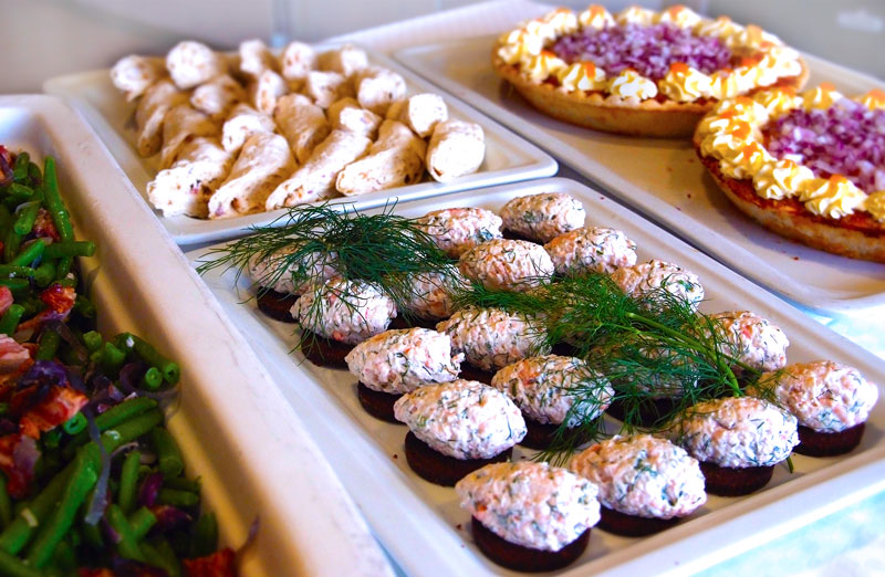 Studentfest | Student fest, Studentmottagning mat, Mat till studenten